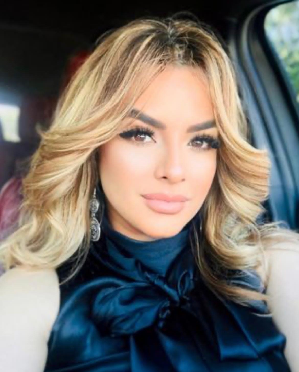 About Us SH - Karen Lomax